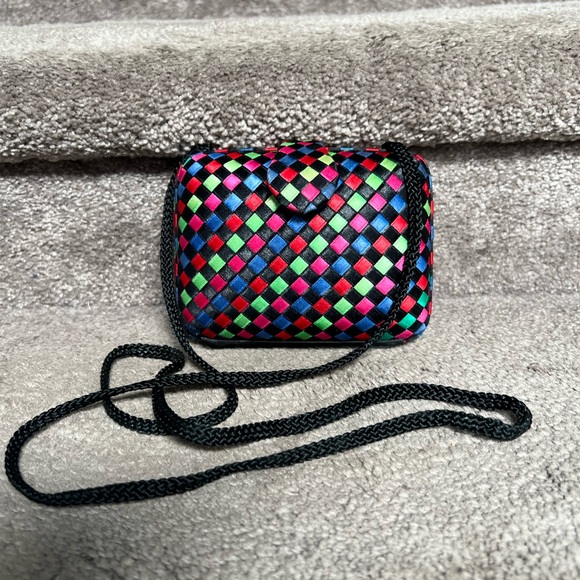 La Regale | Bags | La Regale Woven Hard Body Bag | Poshmark